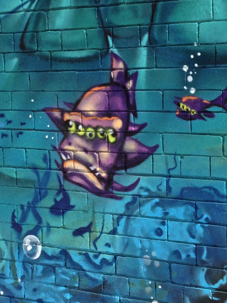 Pollution Bites – Graffiti Lux Art & More