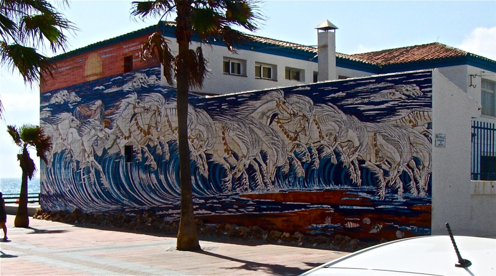 Los Corcelles de Neptuno ☆ The Horses of Neptune – Graffiti Lux Art & More