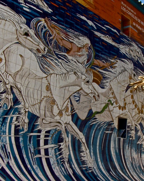 Los Corcelles de Neptuno ☆ The Horses of Neptune – Graffiti Lux Art & More