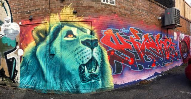 Turquoise Lion – Graffiti Lux Art & More