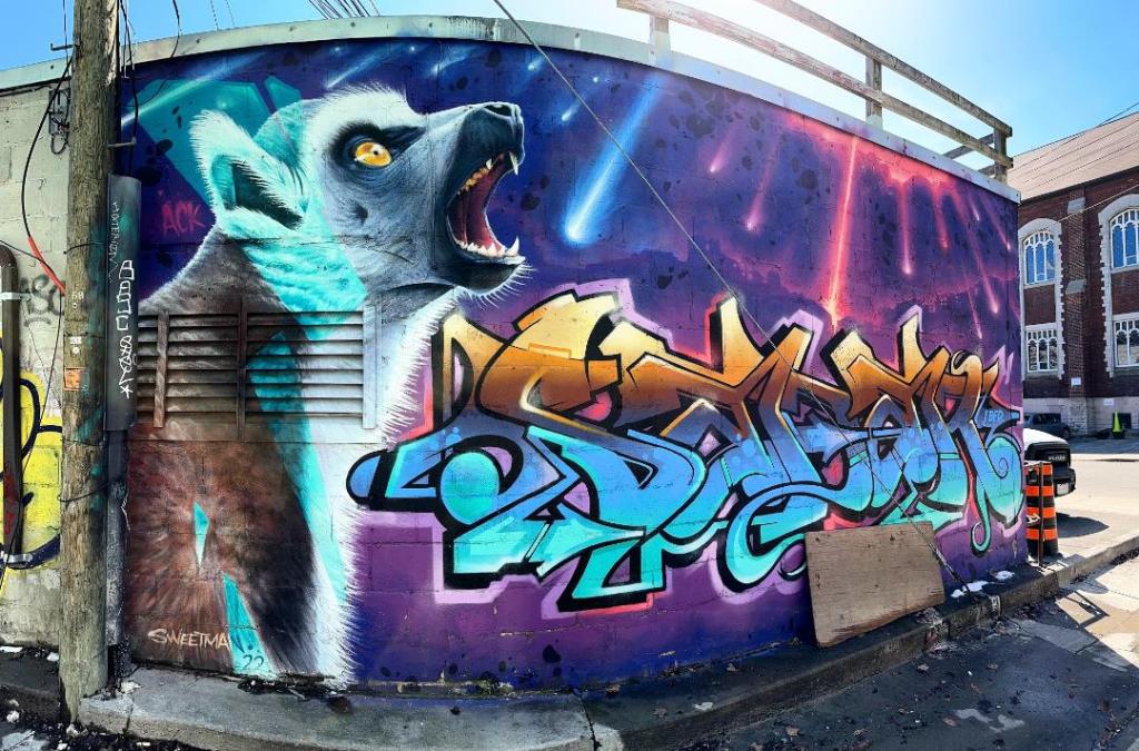 Alley Gallery – Graffiti Lux Art & More