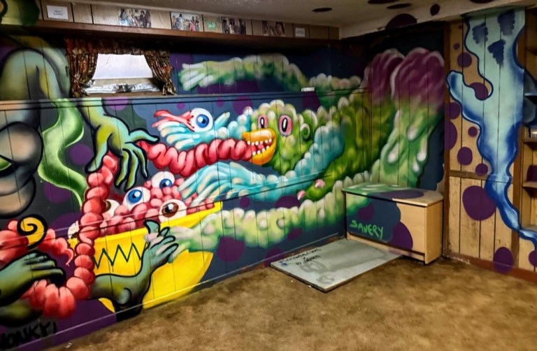 Basement – The Painted House – Graffiti Lux Art & More