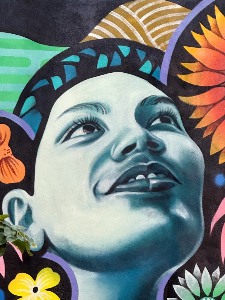 Alley Gallery – Graffiti Lux Art & More